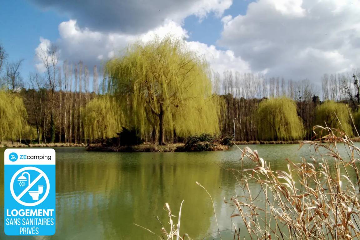 30 M² Camping ∙ 1 Chambre ∙ 2 Personnes - Seine-et-Marne