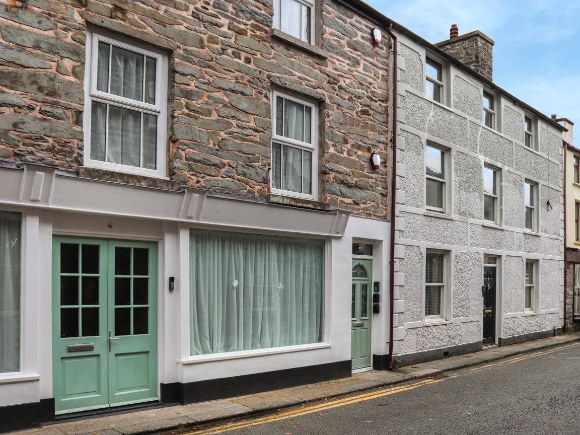 Apartment ∙ 2 Bedrooms ∙ 6 Guests - Bala