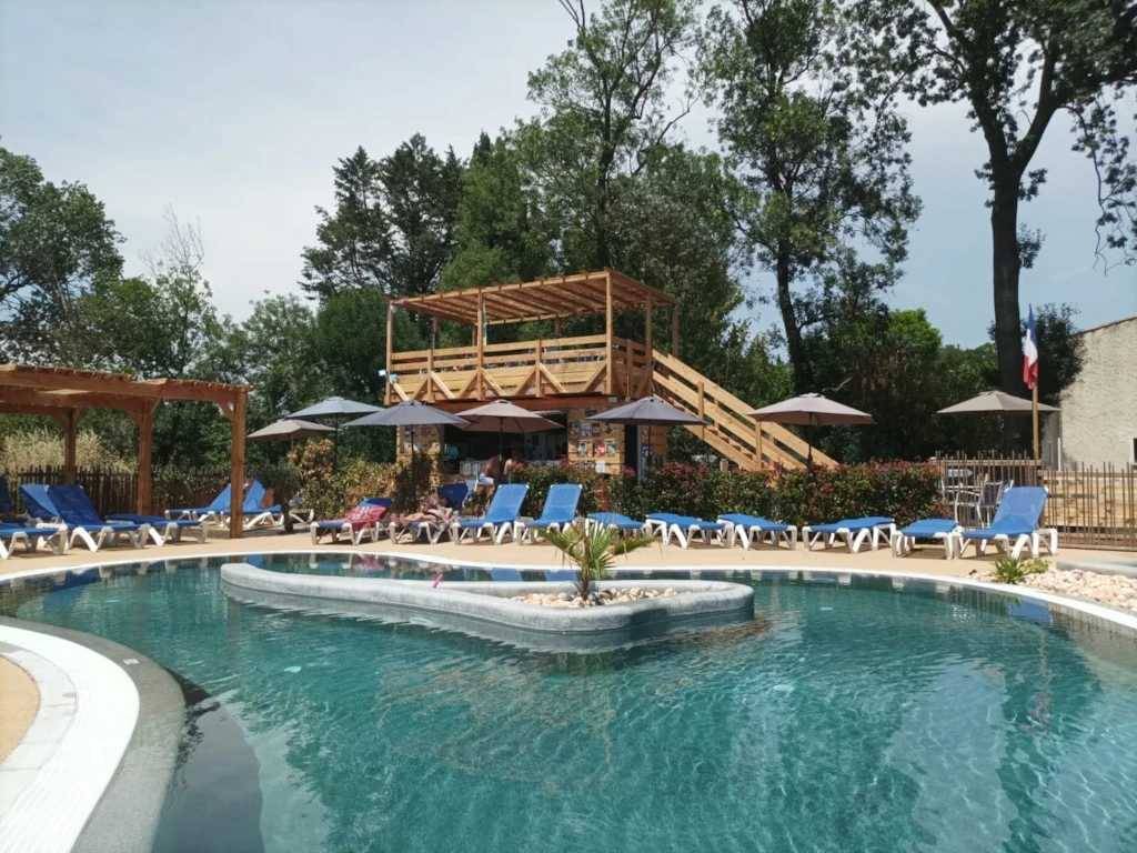 24 M² Camping ∙ 2 Chambres ∙ 4 Personnes - Saint-Aygulf