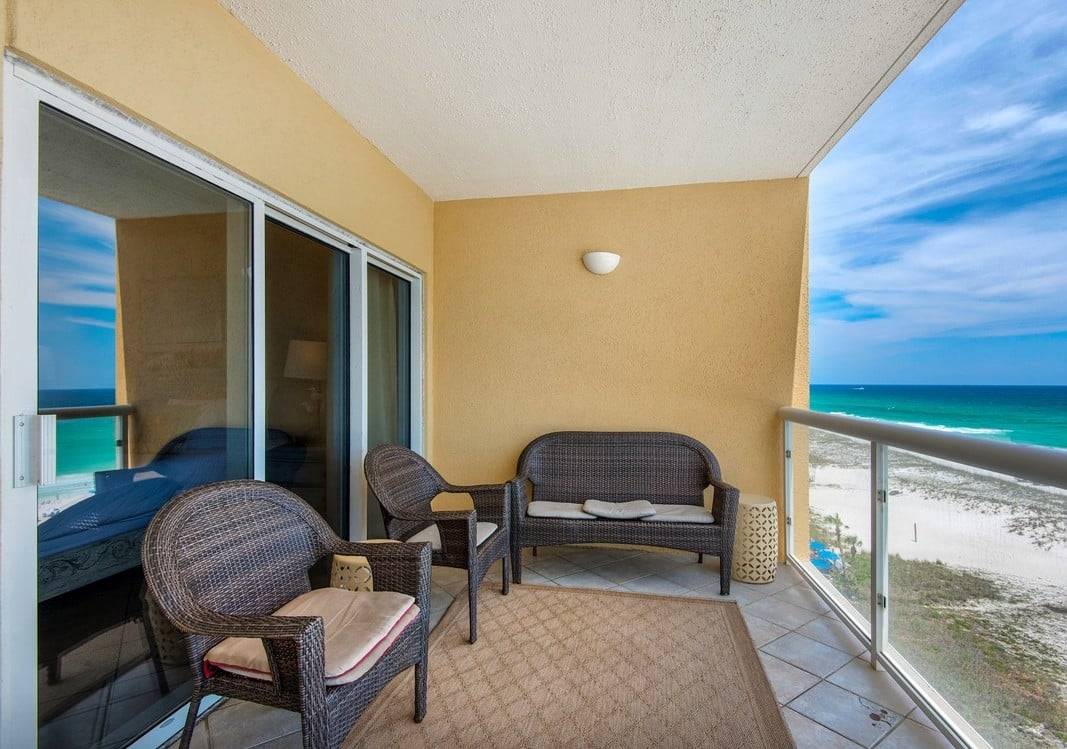 Condo ∙ 2 Bedrooms ∙ 6 Guests - Gulf Breeze, FL