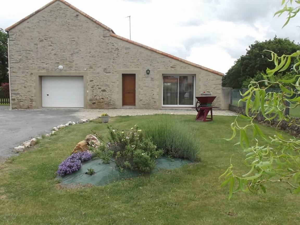 122 M² Cottage ∙ 3 Bedrooms ∙ 7 Guests - Vendée