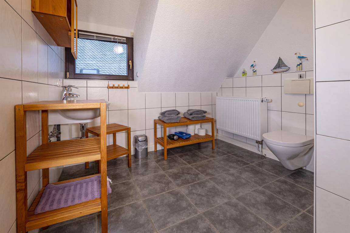 75 M² Ferienwohnung ∙ 2 Schlafzimmer ∙ 4 Gäste - Nittel