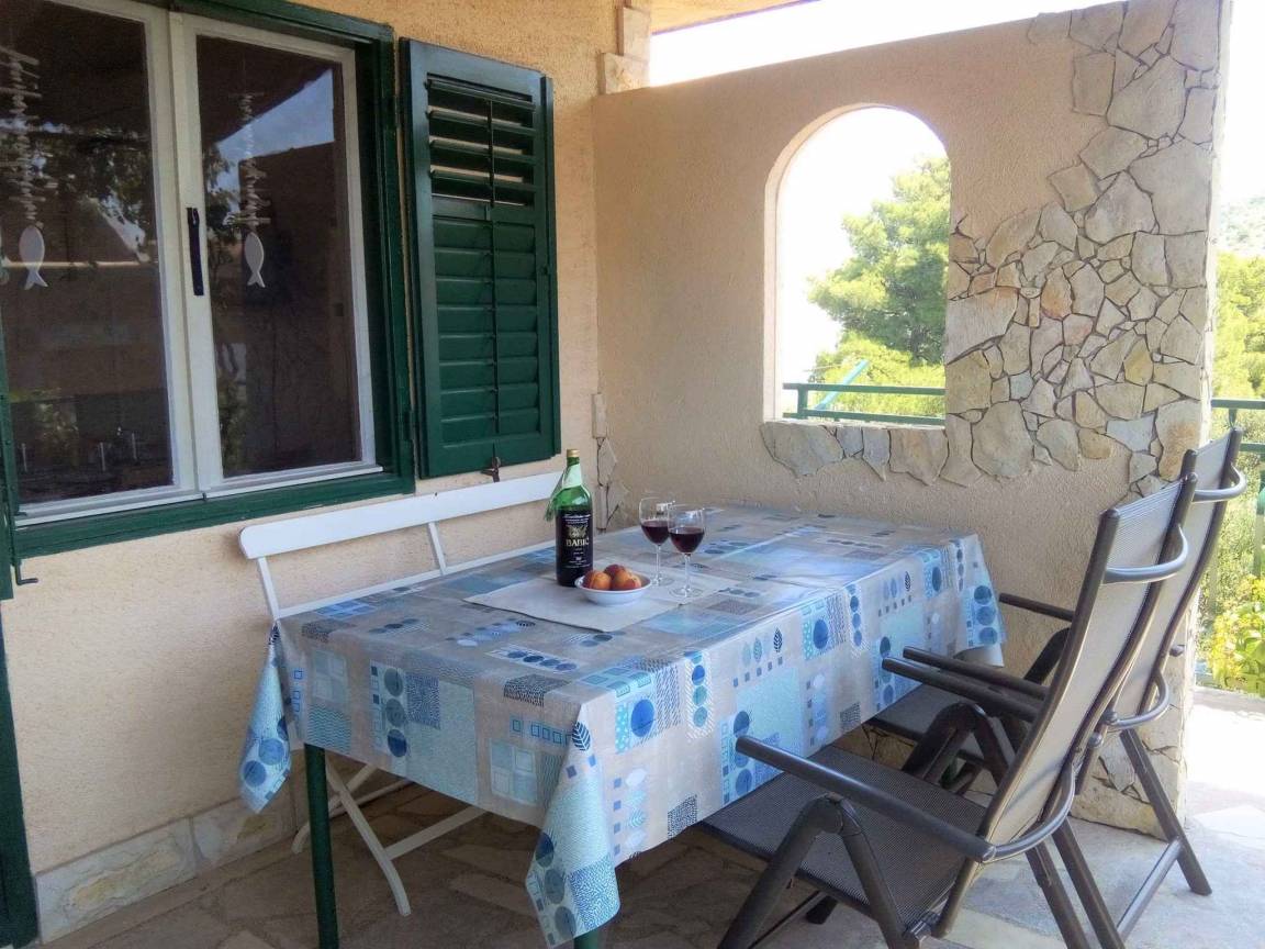 60 M² Apartment ∙ 2 Bedrooms ∙ 5 Guests - Primošten