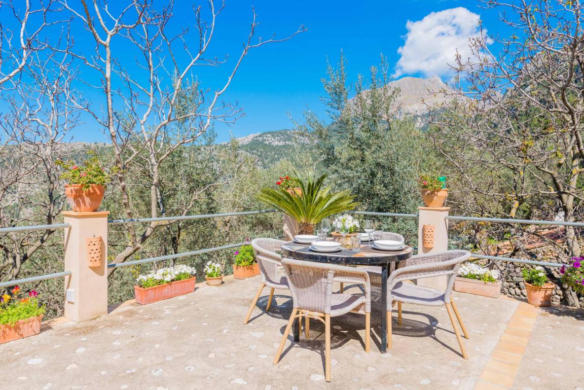 80 M² Chalet ∙ 2 Bedrooms ∙ 3 Guests - Sóller
