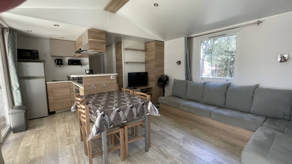 40 M² Caravan ∙ 3 Bedrooms ∙ 6 Guests - La Palmyre