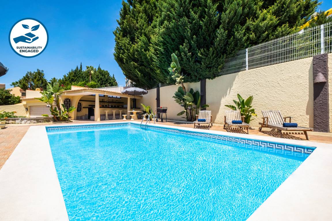 189 M² Villa ∙ 4 Habitaciones ∙ 15 Huéspedes - Albufeira