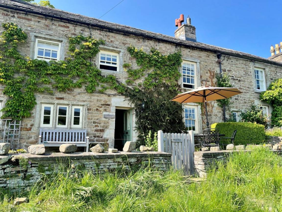 Cottage ∙ 3 Bedrooms ∙ 6 Guests - Askrigg