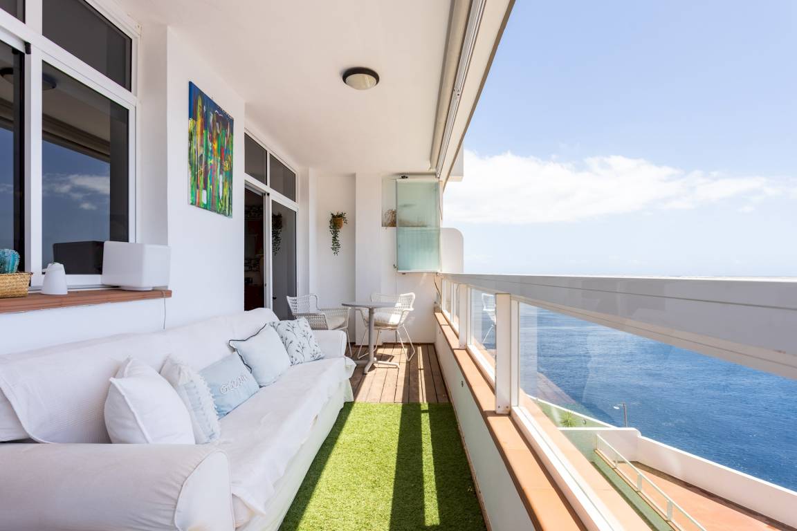 79 M² Apartamento ∙ 2 Habitaciones ∙ 3 Huéspedes - Santa Cruz de Ténérife