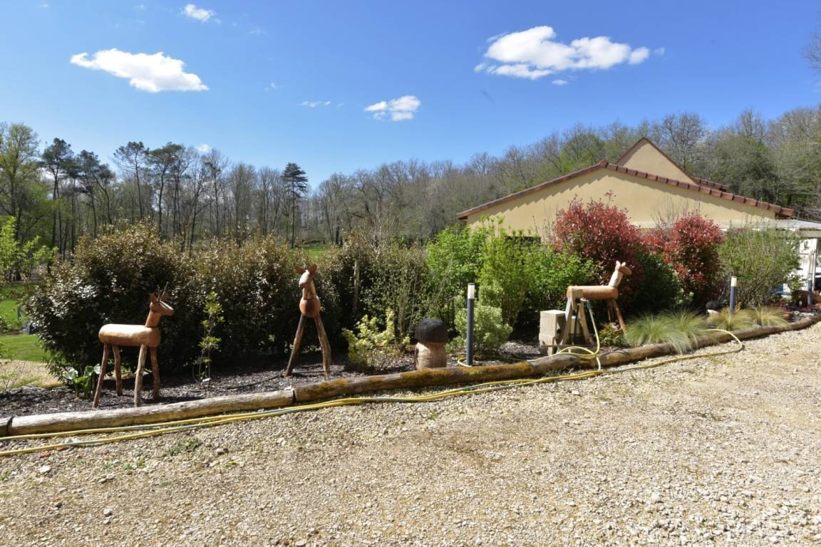 30 M² Chambre D'hôtes ∙ 1 Chambre ∙ 2 Personnes - Le Bugue