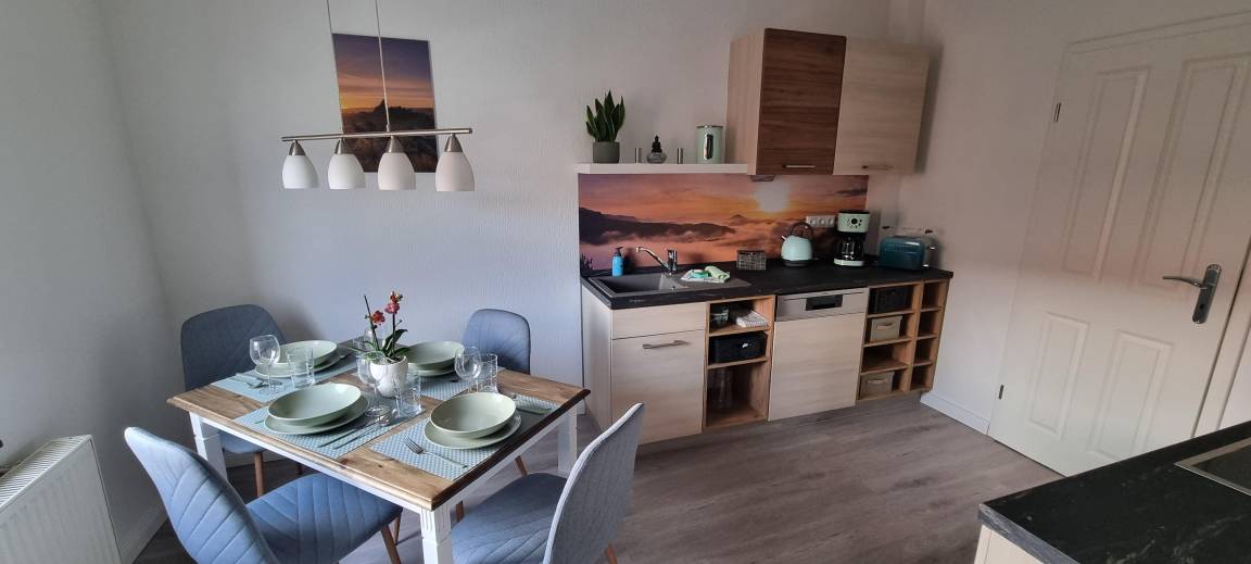 55 M² Ferienwohnung ∙ 1 Schlafzimmer ∙ 5 Gäste - Bad Suderode