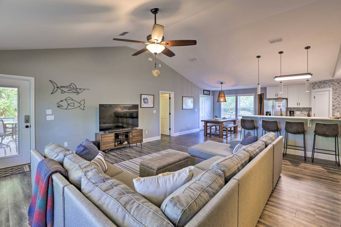 148 M² House ∙ 3 Bedrooms ∙ 8 Guests - Alligator Point, FL