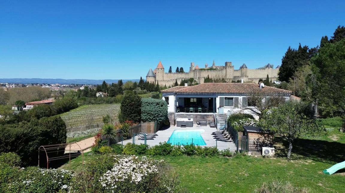 210 M² Maison De Vacances ∙ 6 Chambres ∙ 15 Personnes - Cité de Carcassonne