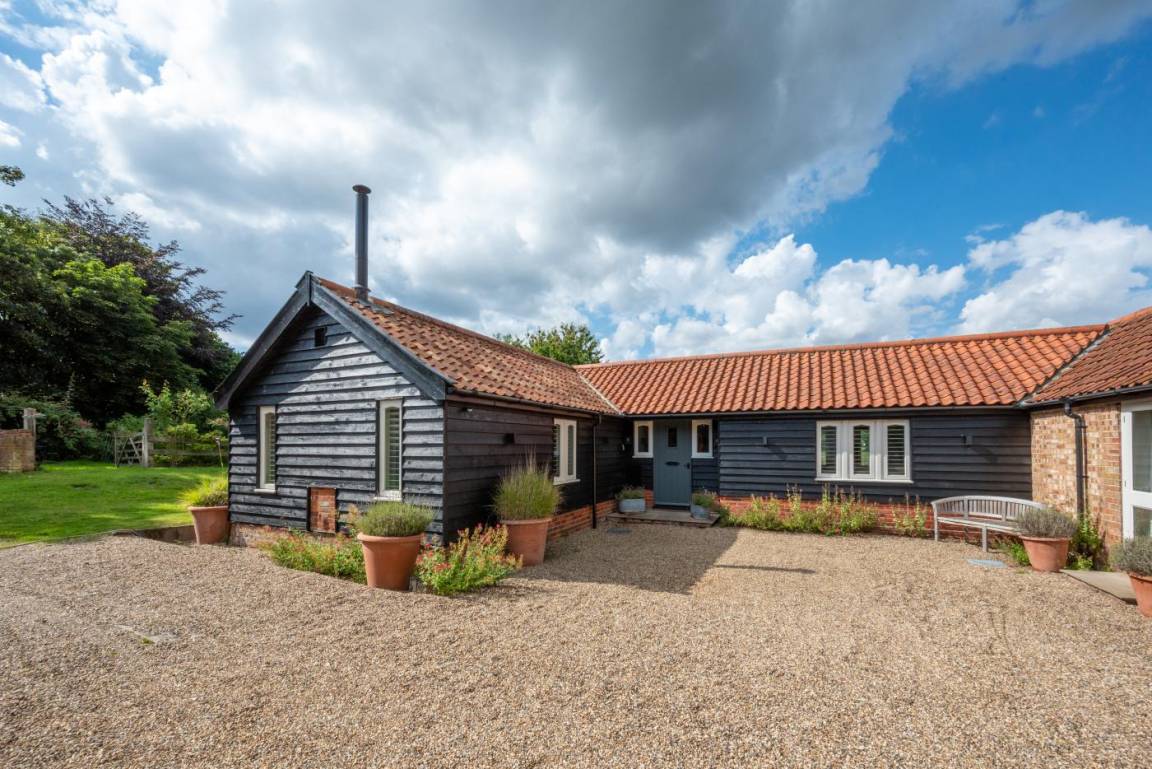 Cottage ∙ 1 Bedroom ∙ 2 Guests - Saxmundham