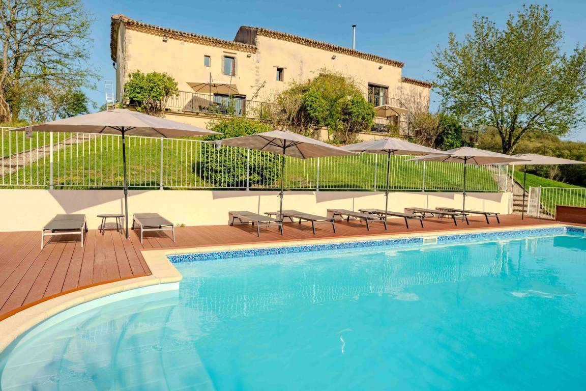 180 M² Gîte ∙ 4 Chambres ∙ 8 Personnes - Tarn