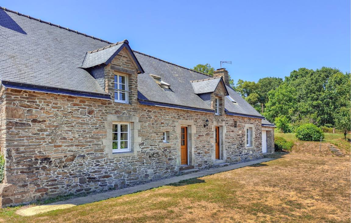 90 M² House ∙ 3 Bedrooms ∙ 5 Guests - La Gacilly