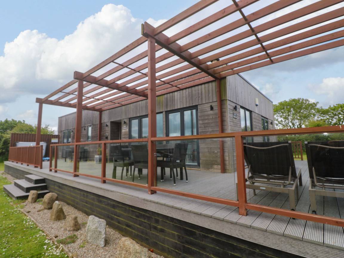 Cottage ∙ 3 Bedrooms ∙ 6 Guests - Troon