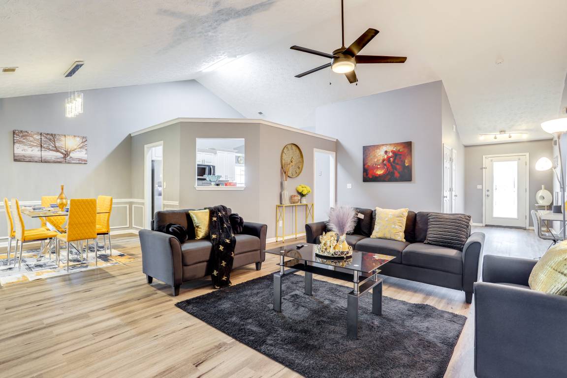181 M² House ∙ 4 Bedrooms ∙ 12 Guests - Lawrenceville, GA
