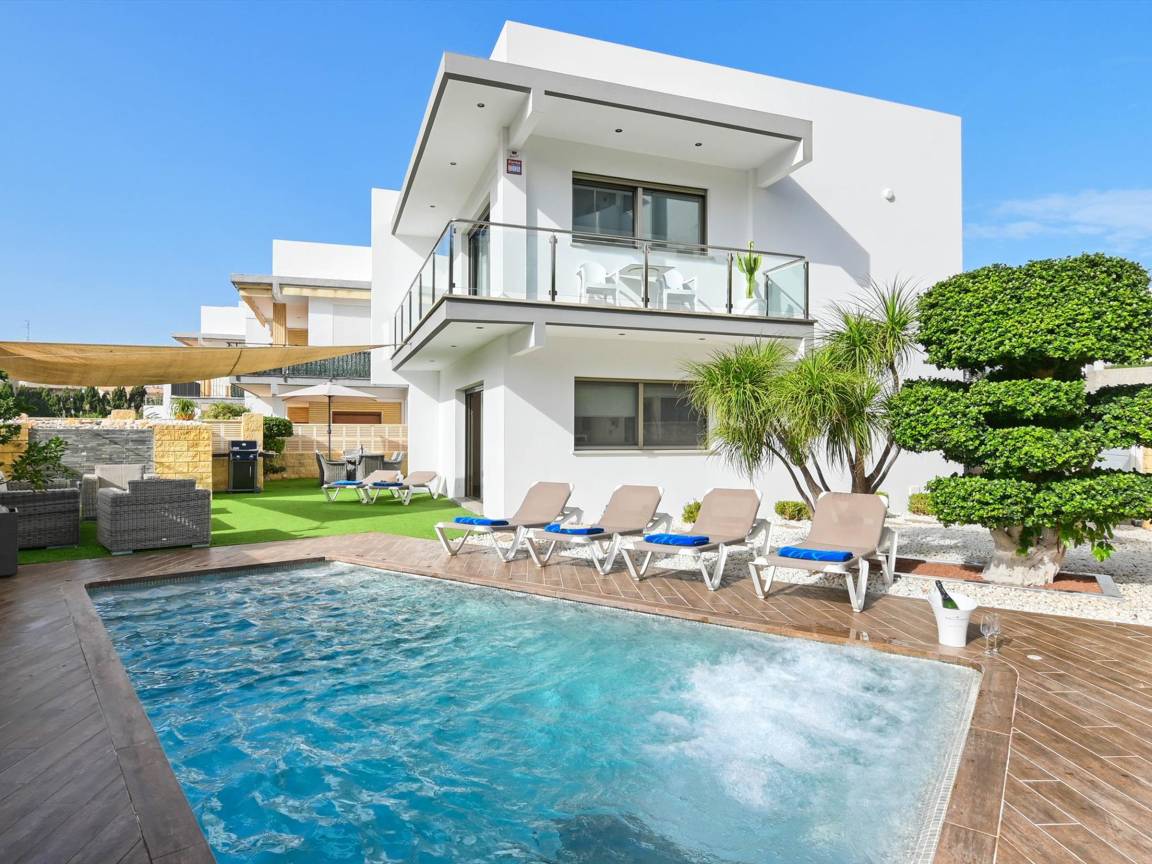 350 M² Villa ∙ 5 Chambres ∙ 10 Personnes - Xàbia