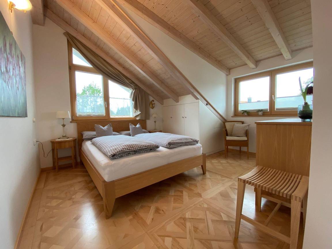 60 M² Ferienwohnung ∙ 1 Schlafzimmer ∙ 3 Gäste - Gunzesried