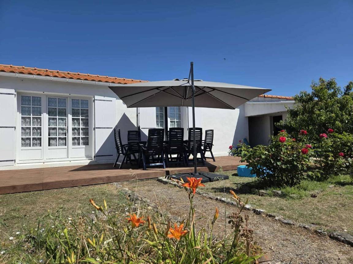 95 M² Maison De Vacances ∙ 4 Chambres ∙ 8 Personnes - Barbâtre