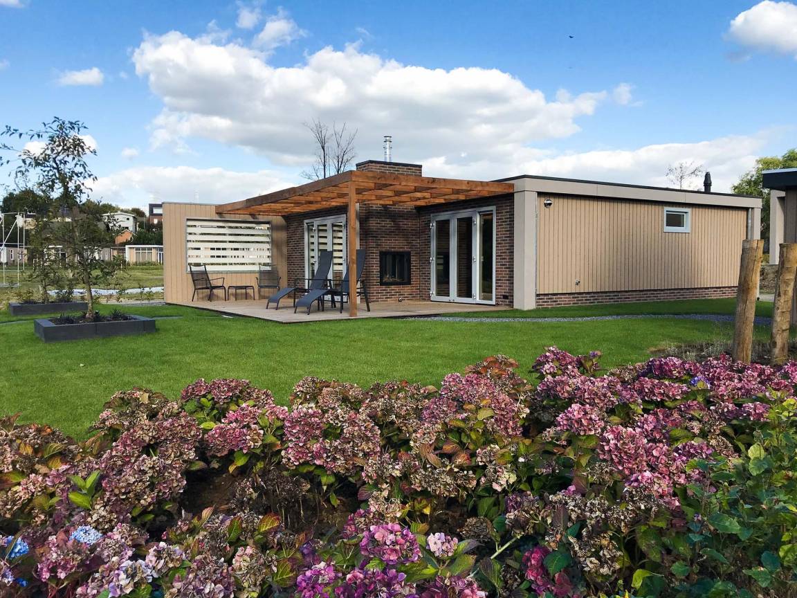Holiday Park ∙ 3 Bedrooms ∙ 6 Guests - Heerlen