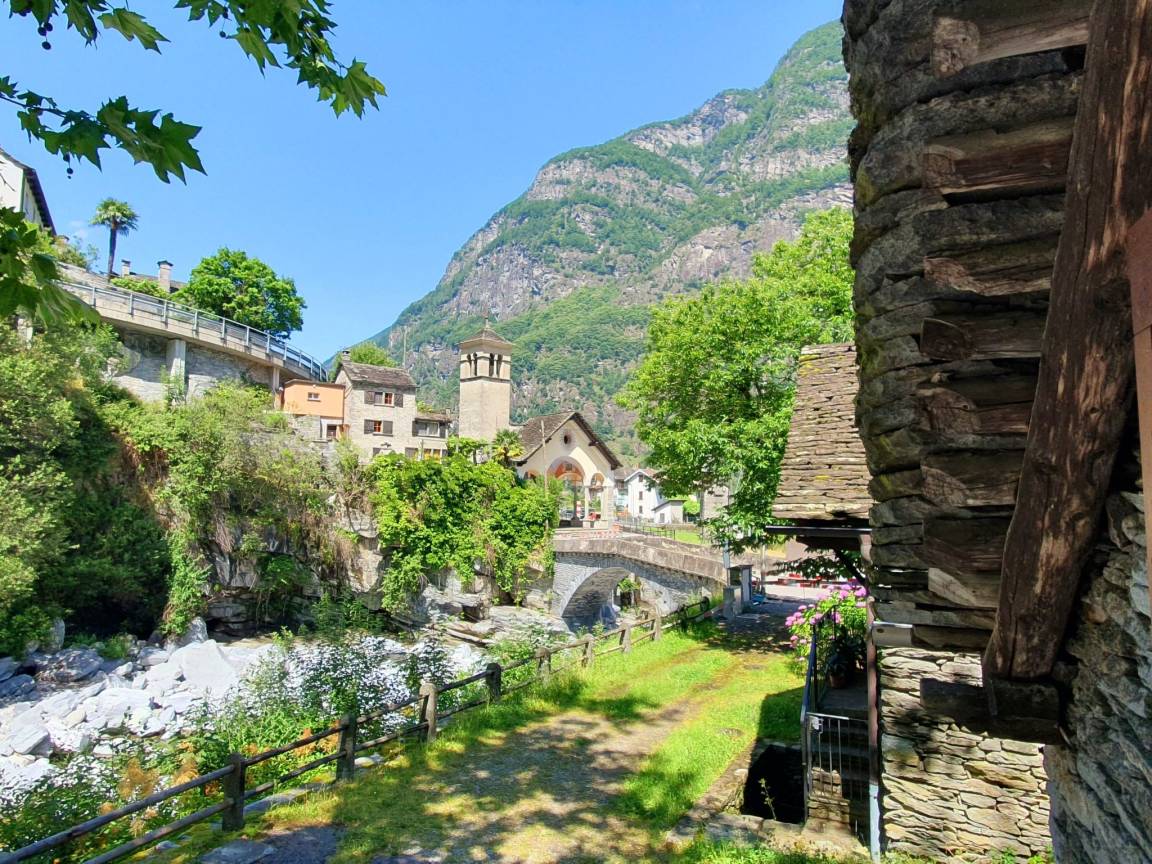 55 M² Ferienwohnung ∙ 1 Schlafzimmer ∙ 4 Gäste - Cevio