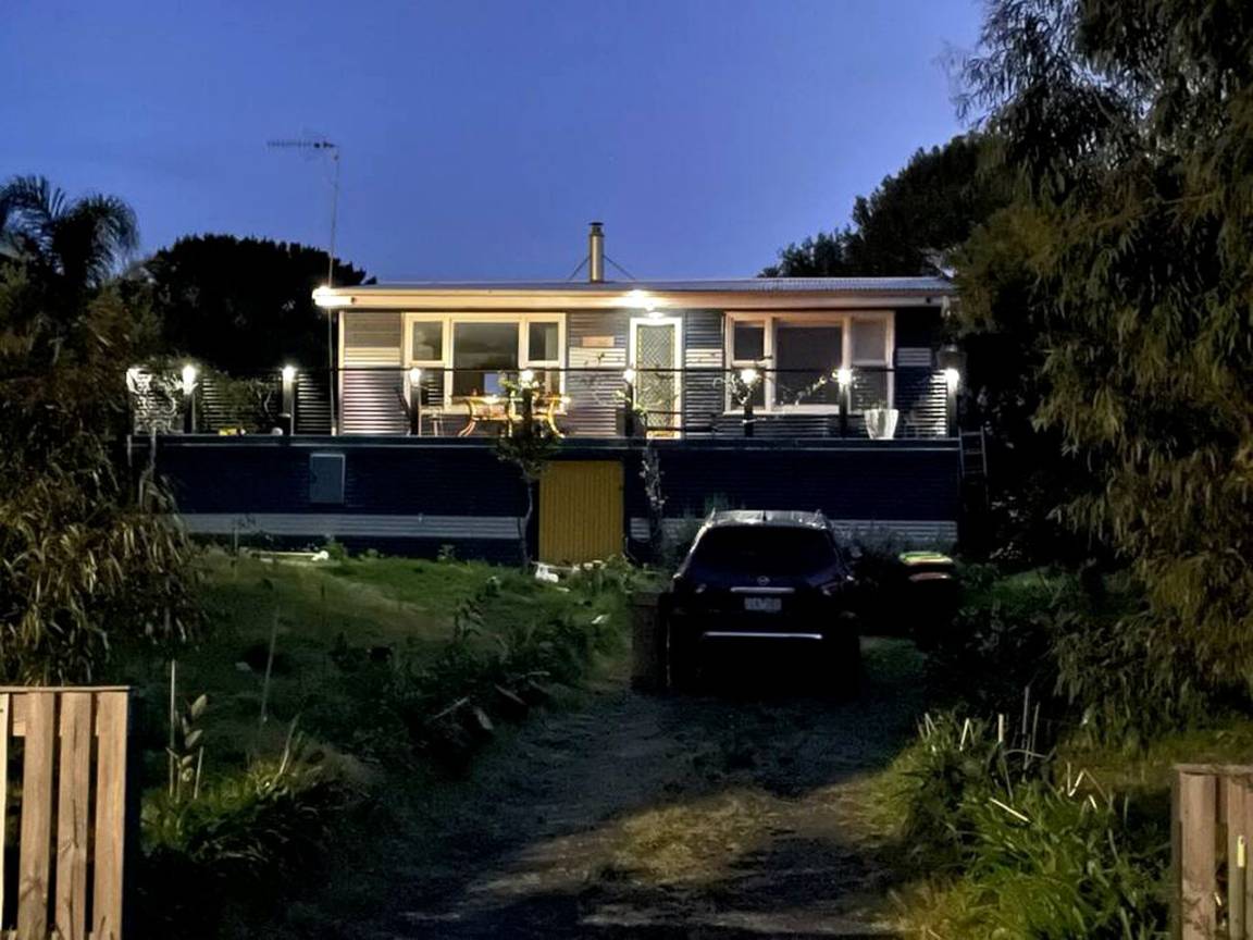 House ∙ 2 Bedrooms ∙ 4 Guests - Venus Bay