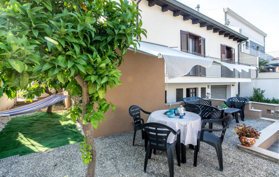 80 M² Apartment ∙ 2 Bedrooms ∙ 4 Guests - Pozzallo