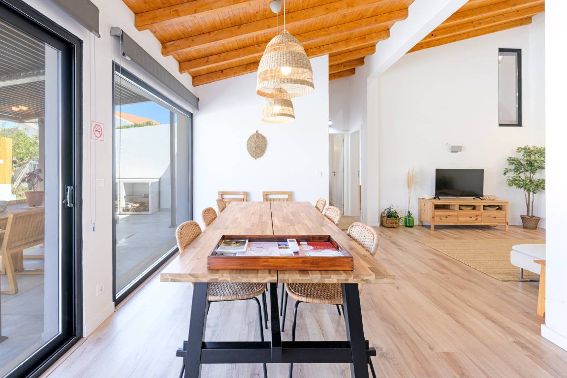 90 M² Casa ∙ 2 Quartos ∙ 6 Hóspedes - Aljezur