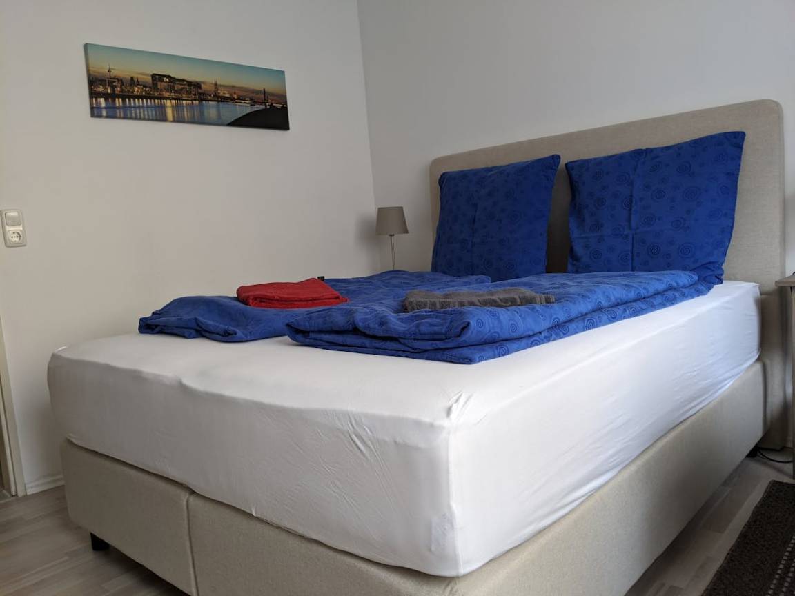 27 M² Ferienwohnung ∙ 2 Gäste - Köln
