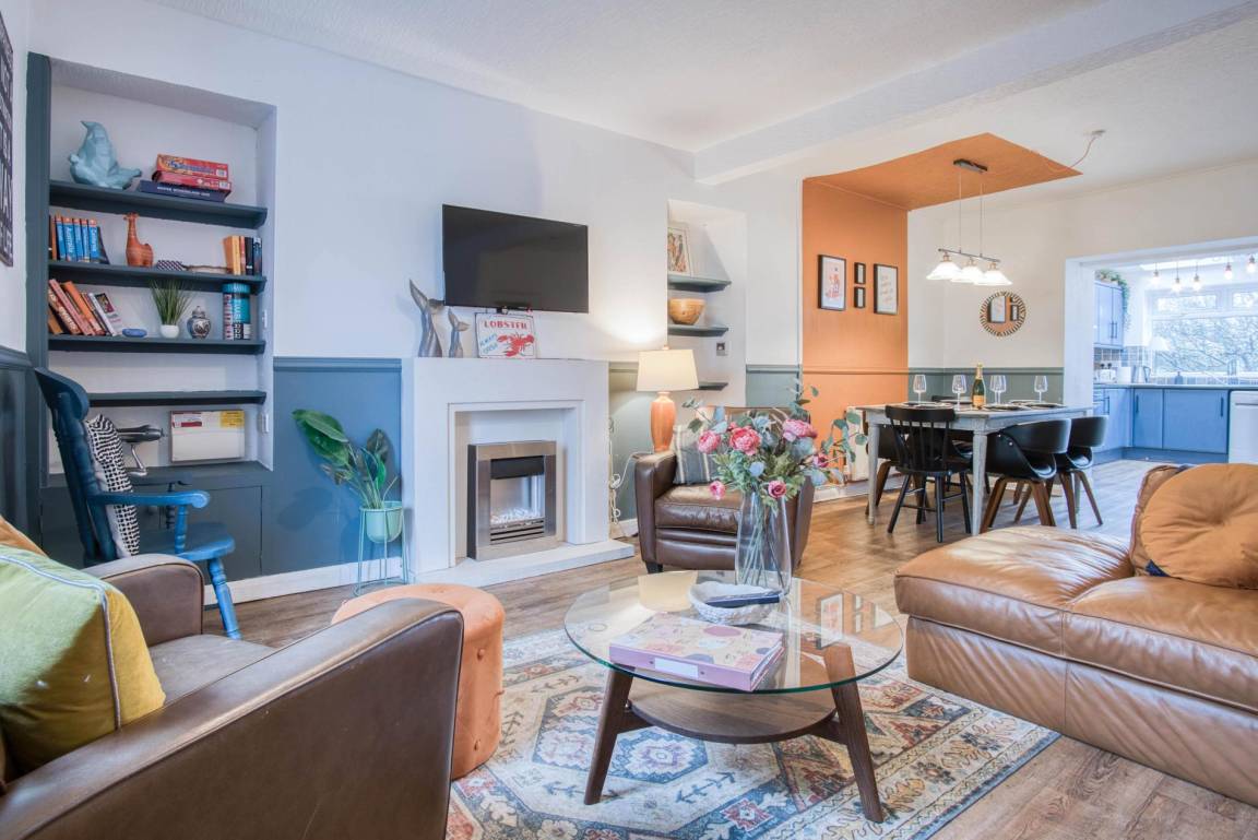 139 M² Cottage ∙ 3 Bedrooms ∙ 8 Guests - Tenby