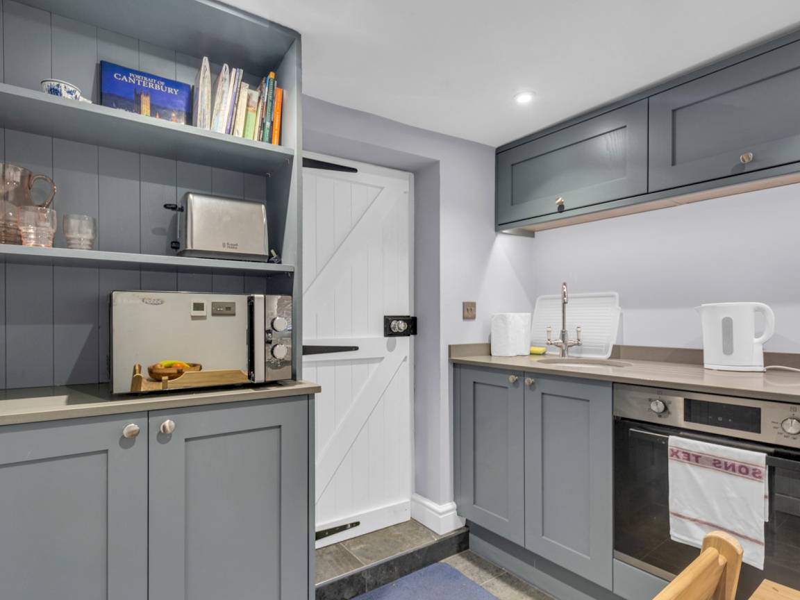 24 M² House ∙ 1 Bedroom ∙ 4 Guests - Canterbury