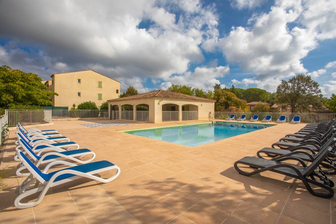 50 M² Apartamento ∙ 2 Habitaciones ∙ 5 Huéspedes - Cogolin