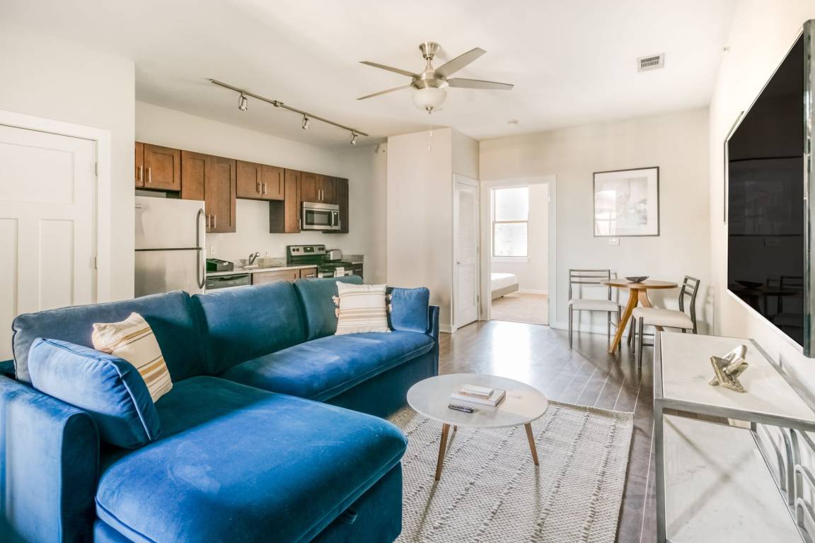 Apartment ∙ 1 Bedroom ∙ 4 Guests - Nashville, TN