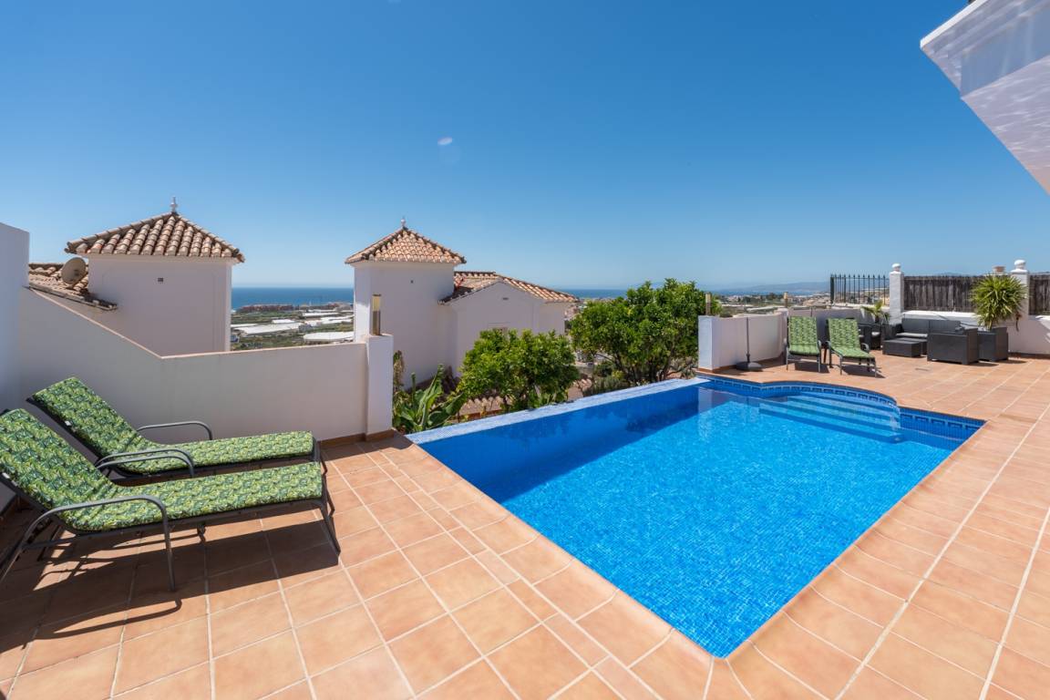 125 M² Ferienhaus ∙ 3 Schlafzimmer ∙ 7 Gäste - Torrox
