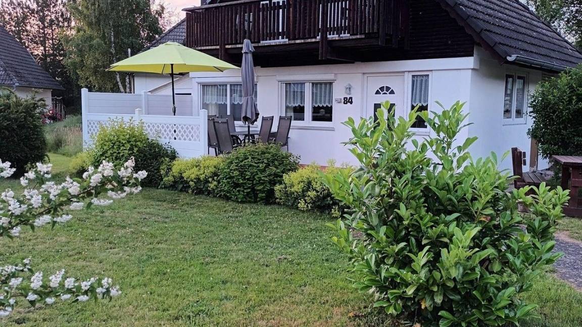 70 M² Ferienhaus ∙ 3 Schlafzimmer ∙ 5 Gäste - Neukirchen