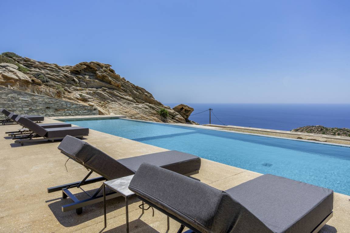 440 M² Maison De Campagne ∙ 4 Chambres ∙ 8 Personnes - Ios