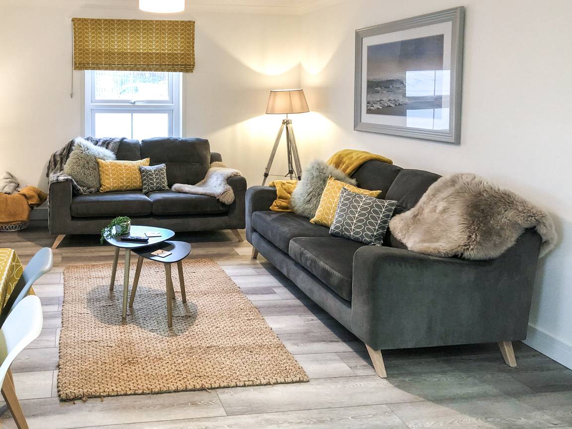 Cottage ∙ 2 Bedrooms ∙ 4 Guests - Fistral Beach