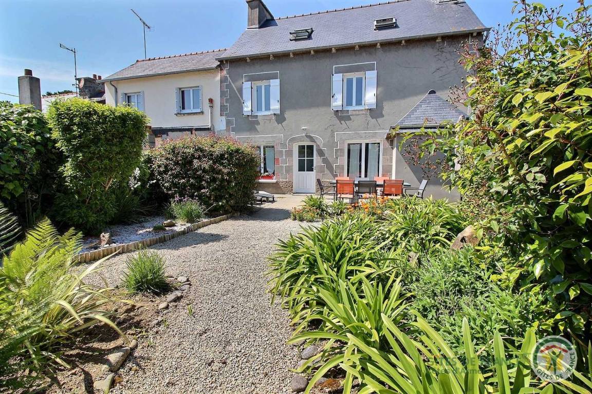 110 M² Gîte ∙ 4 Chambres ∙ 8 Personnes - Binic