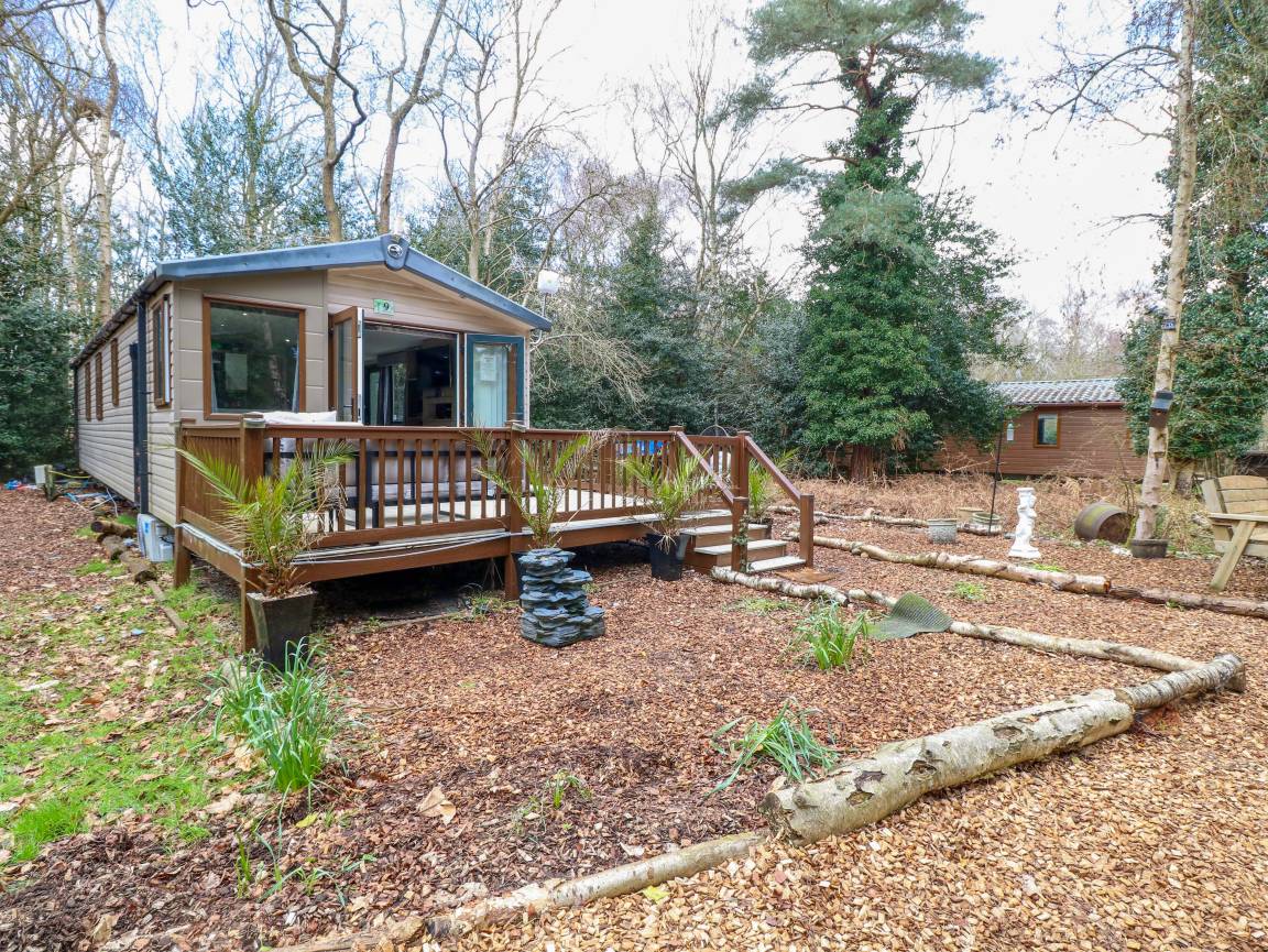 Cottage ∙ 3 Bedrooms ∙ 8 Guests - Beccles