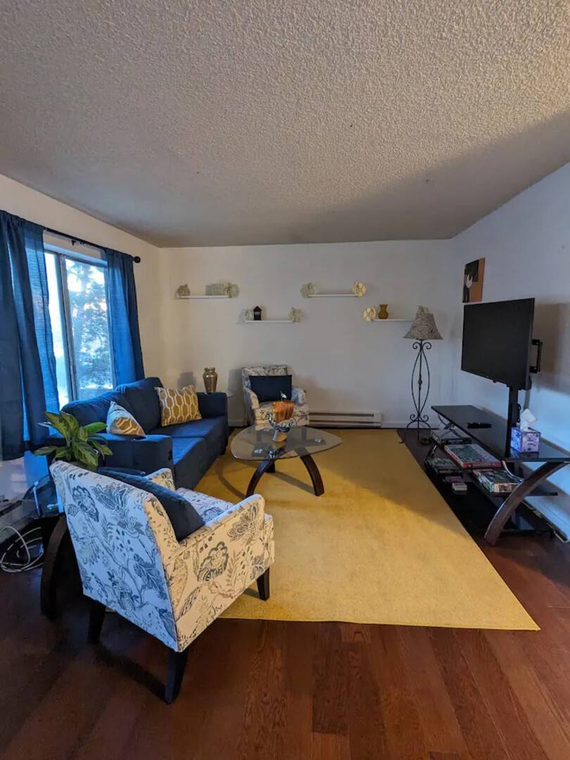 88 M² Ferienwohnung ∙ 2 Schlafzimmer ∙ 3 Gäste - Reno, NV