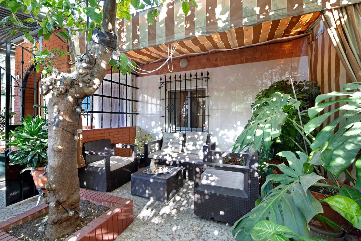 96 M² Casa ∙ 4 Habitaciones ∙ 6 Huéspedes - Jerez de la Frontera