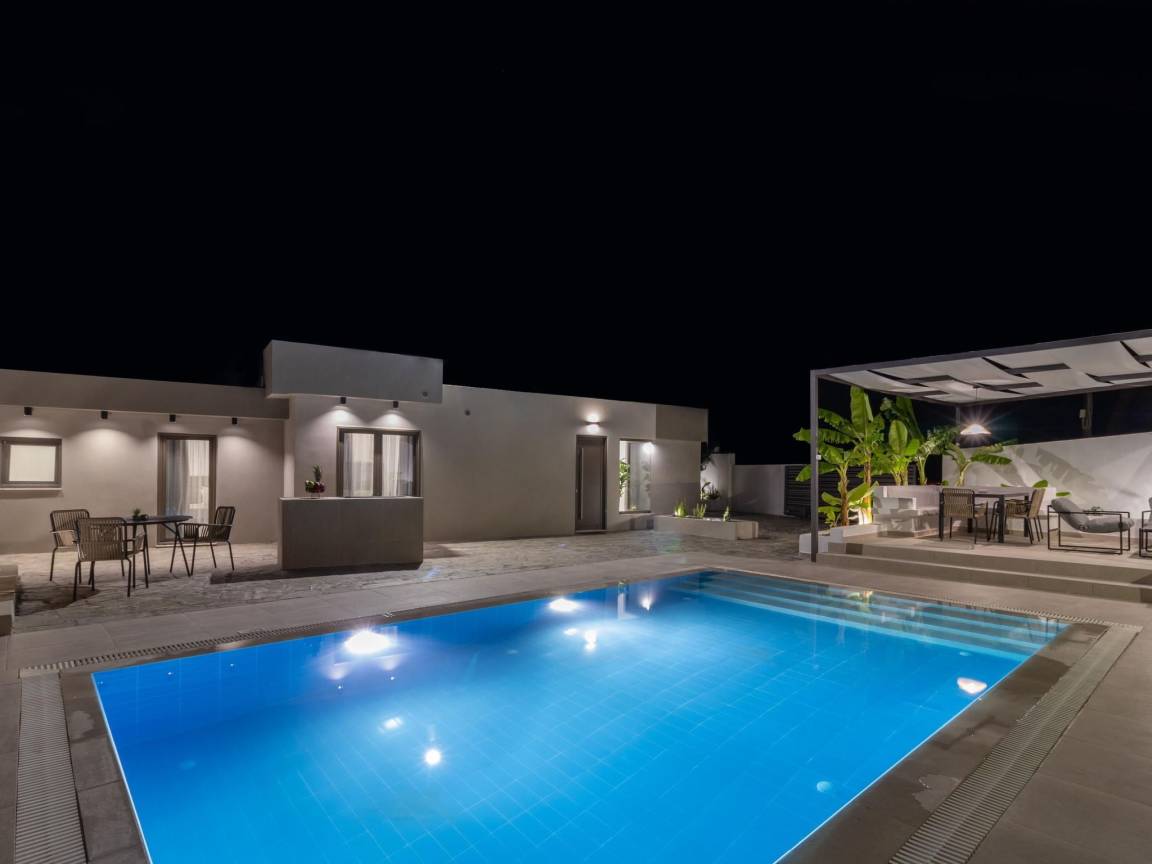 70 M² House ∙ 2 Bedrooms ∙ 3 Guests - Rhodes