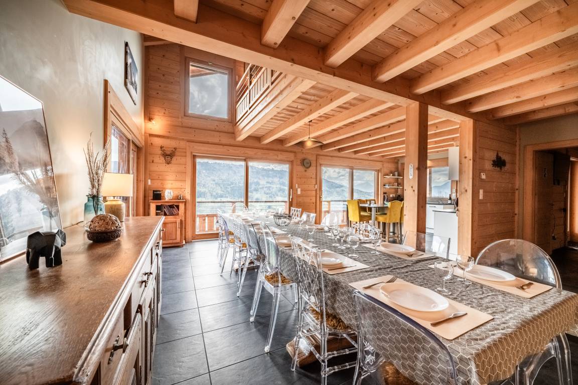240 M² Chalet ∙ 7 Habitaciones ∙ 15 Huéspedes - Morzine
