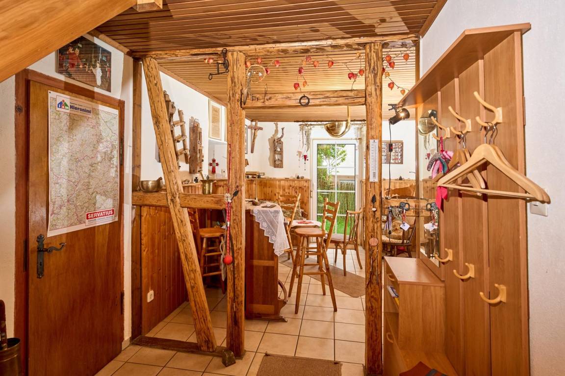 92 M² Ferienhaus ∙ 3 Schlafzimmer ∙ 8 Gäste - Cochem