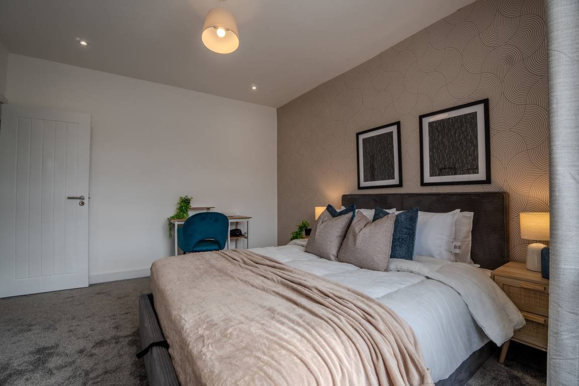 Apartment ∙ 5 Bedrooms ∙ 10 Guests - Watford