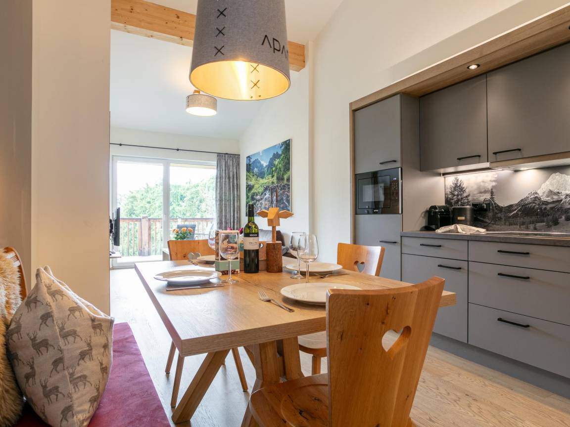 64 M² Ferienwohnung ∙ 2 Schlafzimmer ∙ 6 Gäste - Obertraun