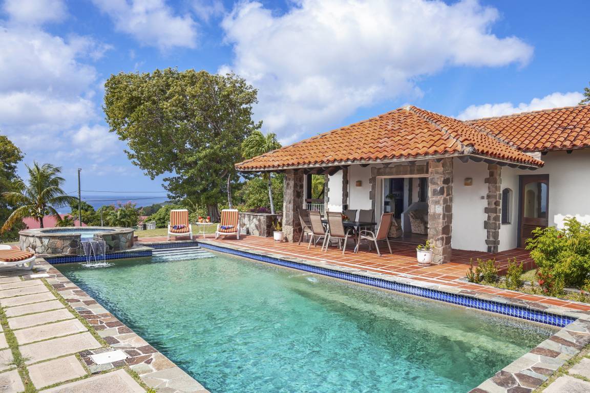 Huis ∙ 2 Slaapkamers ∙ 6 Gasten - Rodney Bay