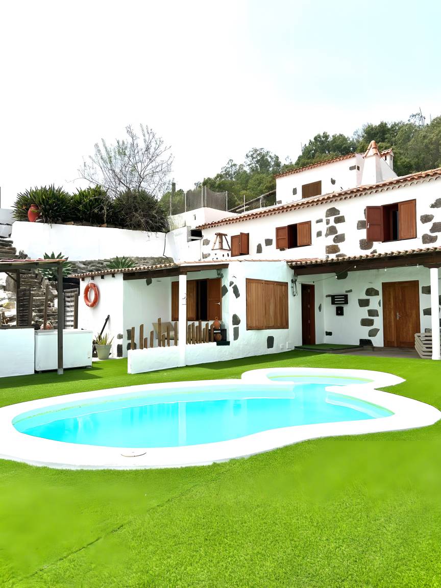 200 M² Maison De Vacances ∙ 4 Chambres ∙ 8 Personnes - Arucas