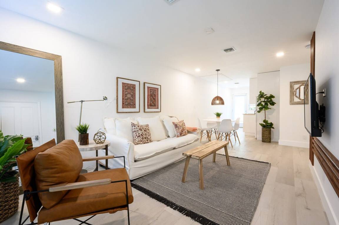 House ∙ 2 Bedrooms ∙ 4 Guests - Fort Lauderdale, FL